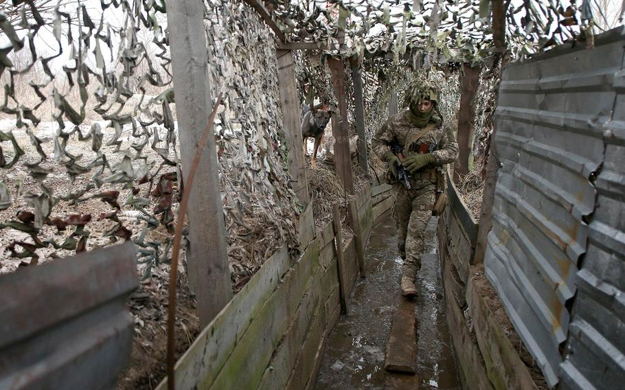 In eastern Ukraine, trench warfare grinds on against backdrop of ...